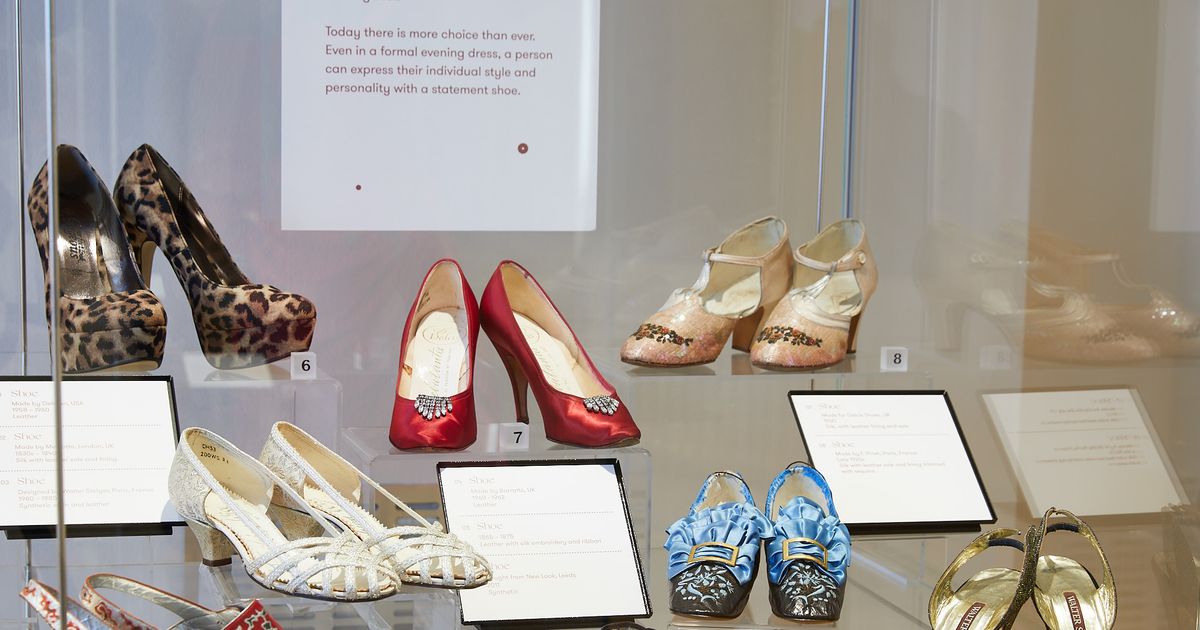 Dress and Textile Collection | Leeds Museums and Galleries | Days out ...